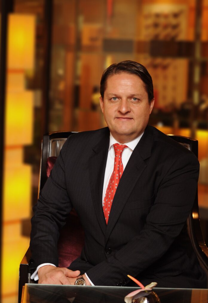 Dusit Thani Bangkok names its Managing Director - Bangkok Big Ears